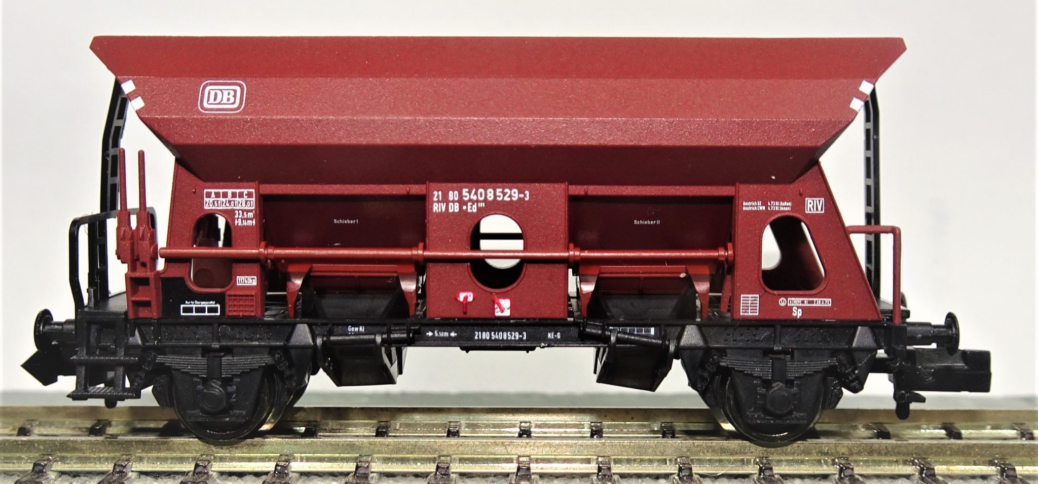 Neuer Selbstentlader Ed 089 von Fleischmann – SAM Bahner